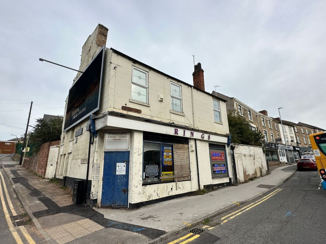 Lot - 1-5 Ratcliffe Gate, Mansfield, Nottinghamshire, NG18 2JA Auction Lot £35,000+ - Auction ...