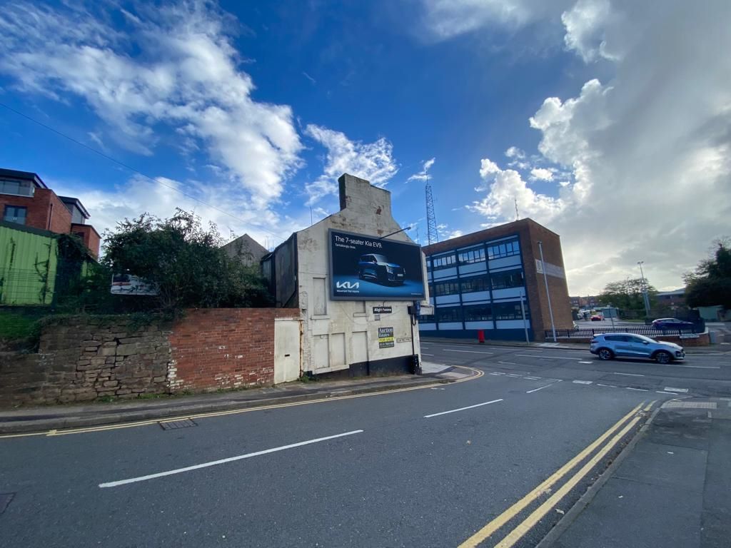 Lot - 1-5 Ratcliffe Gate, Mansfield, Nottinghamshire, NG18 2JA Auction Lot £35,000+ - Auction ...