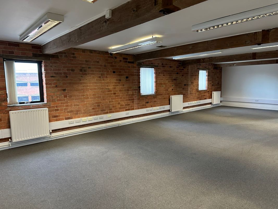 Lot - The Maltings, Wharf Road, Grantham, Lincolnshire, NG31 6BH ...