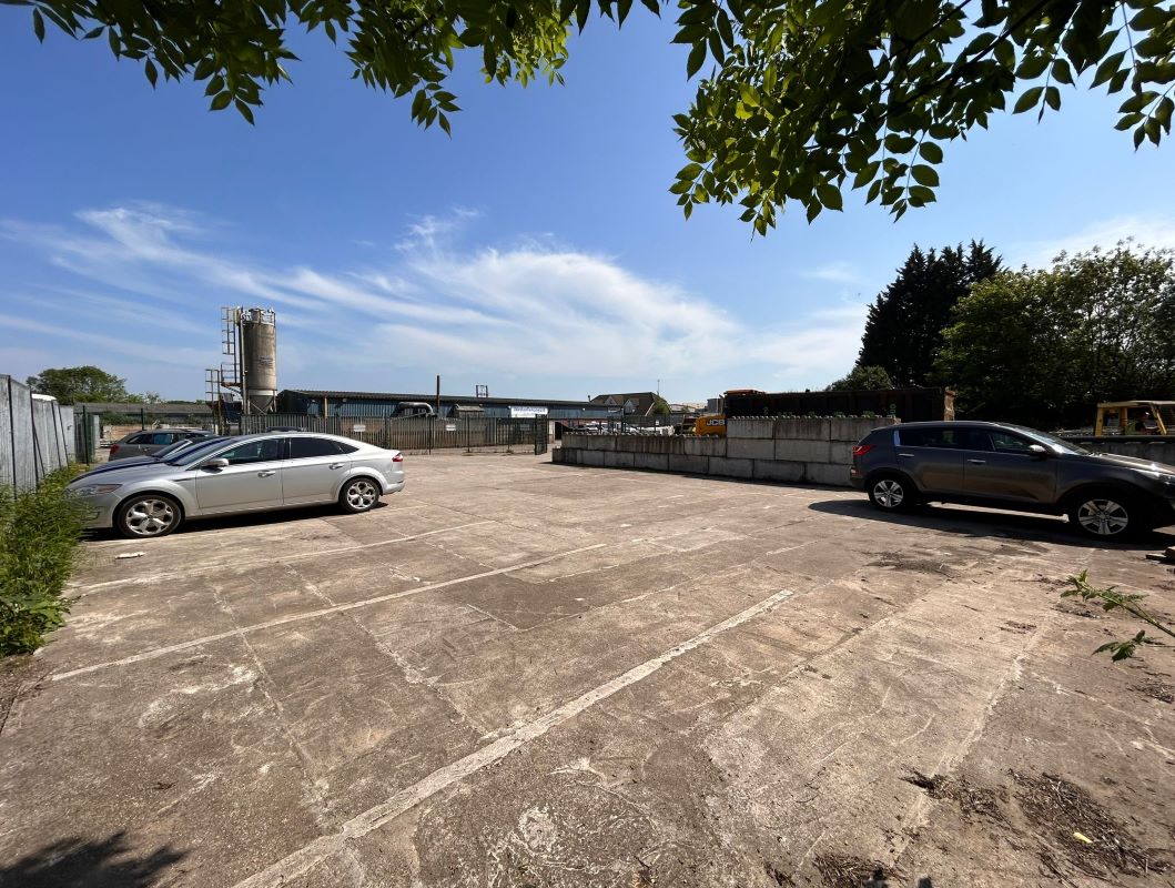 Lot - Land on Hallam Fields Road, Ilkeston, Derbyshire, DE7 4AZ Auction ...