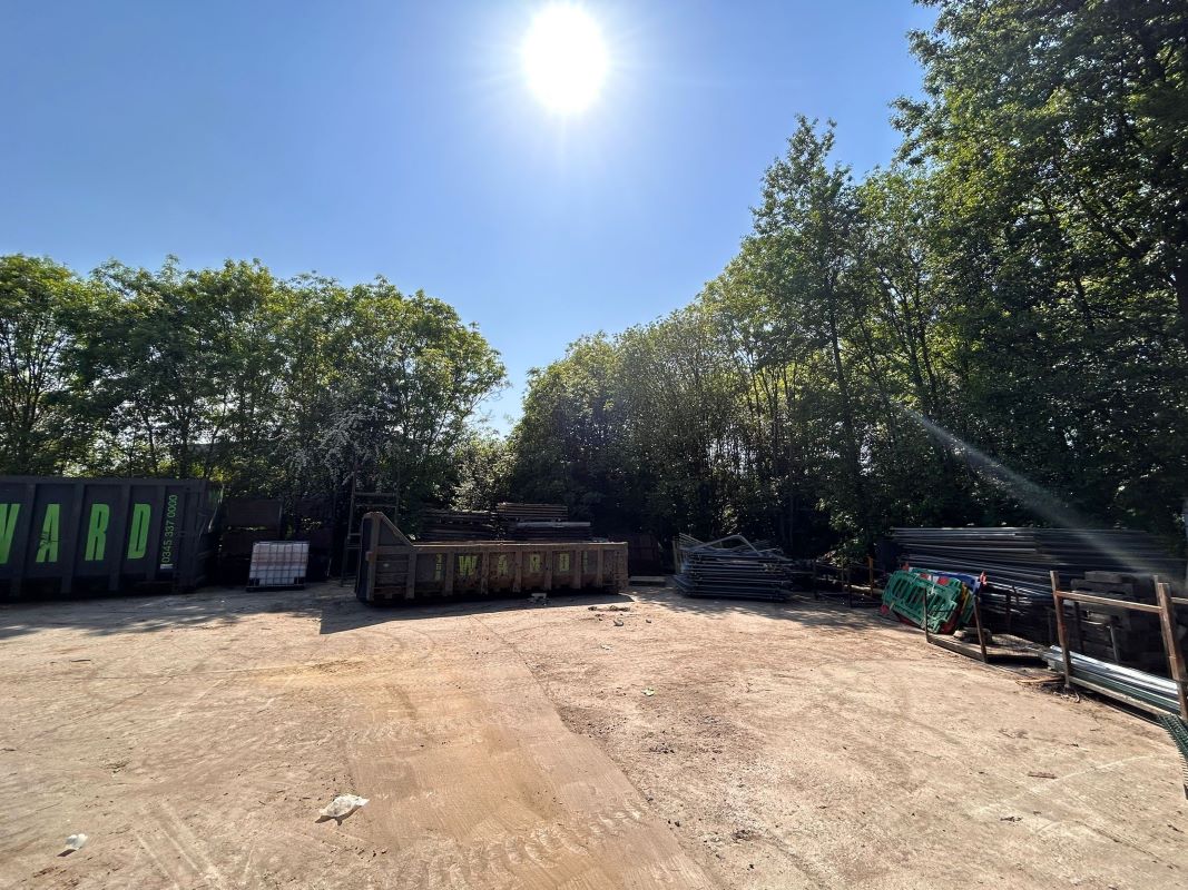 Lot - Land on Hallam Fields Road, Ilkeston, Derbyshire, DE7 4AZ Auction ...