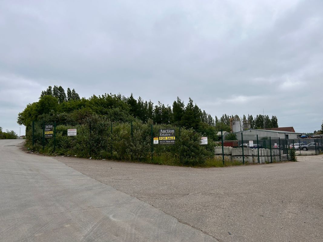 Lot - Land on Hallam Fields Road, Ilkeston, Derbyshire, DE7 4AZ Auction ...