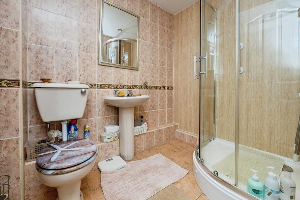 10a Archer Court, Stourbridge, West Midlands, DY9 9ES