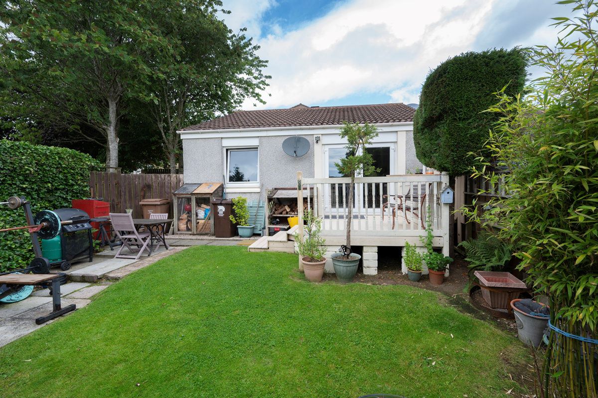 6 Jesmond Avenue, Bridge of Don, Aberdeen, Aberdeenshire, AB22 8UB