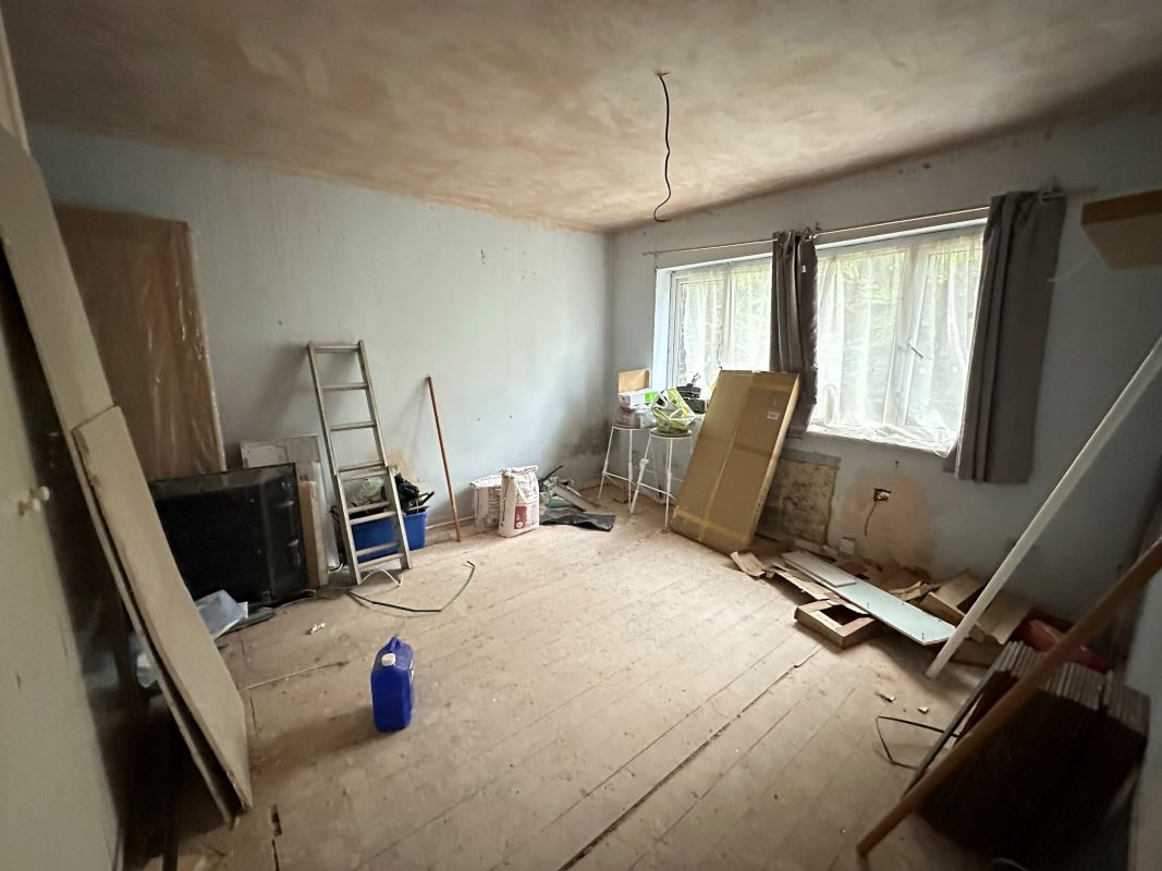 2 Bedroomed First Floor Maisonette In Erdington Property Auctions Bond