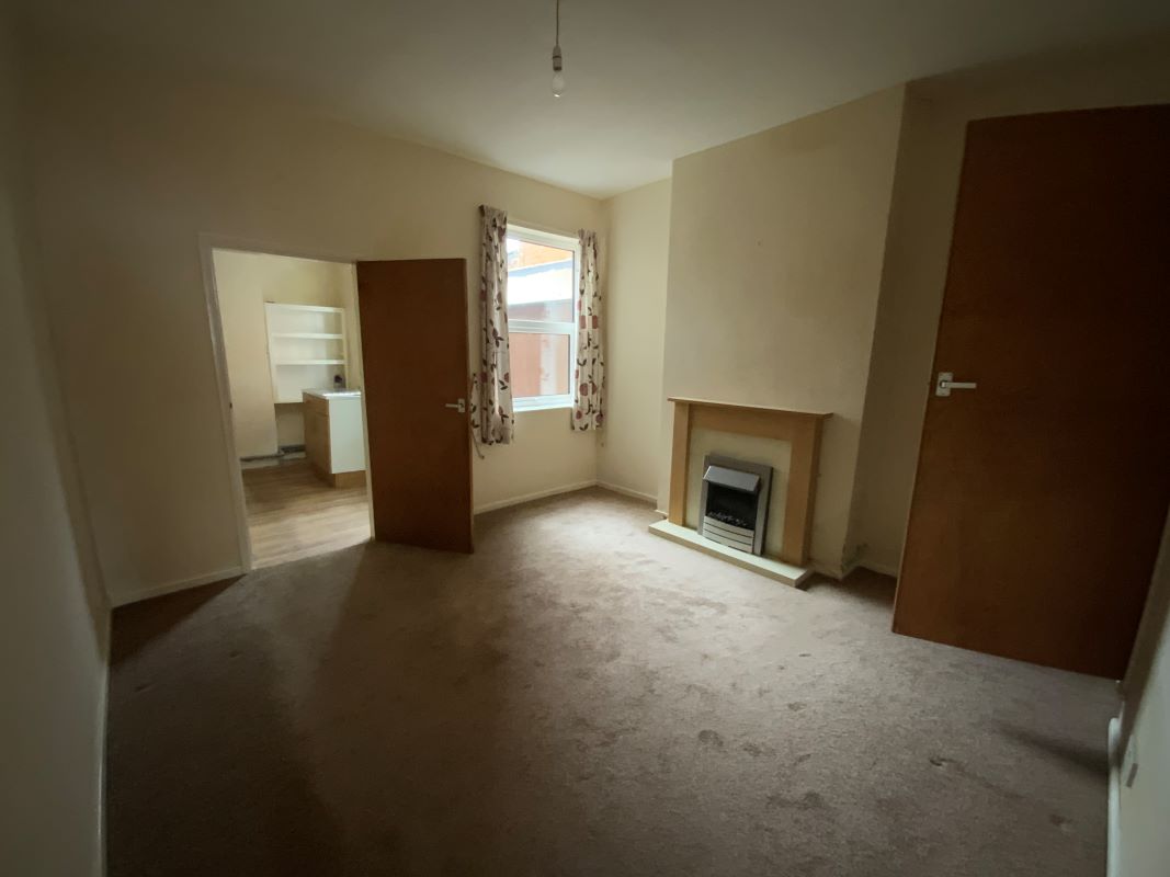 2 Bedroom Mid Terraced House In Erdington Property Auctions Bond Wolfe