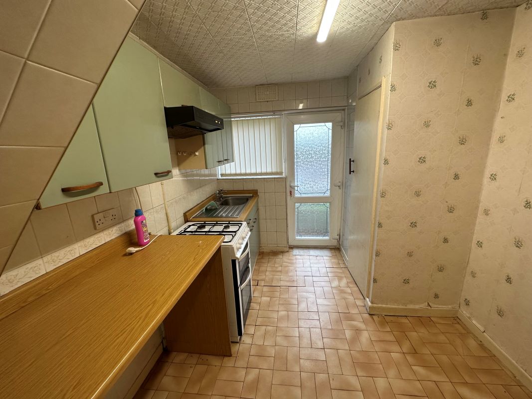 2 Bedroom Semi Detached House In Erdington Property Auctions Bond Wolfe