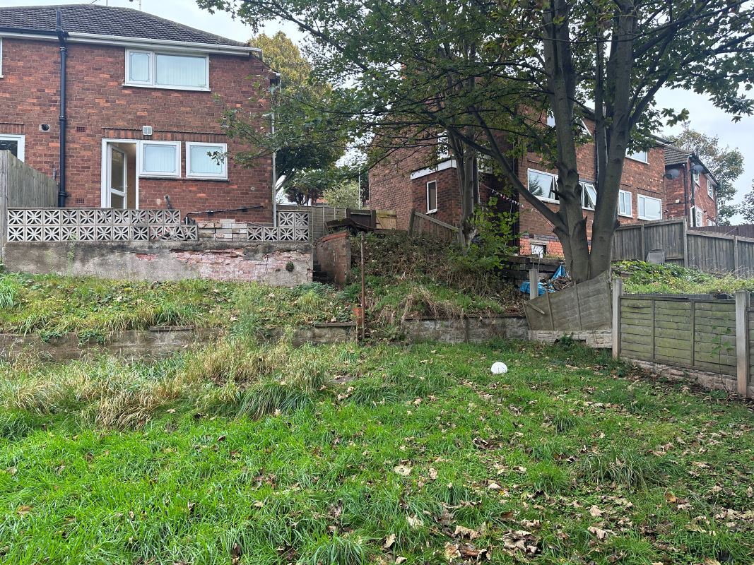 2 Bedroom Semi Detached House In Erdington Property Auctions Bond Wolfe