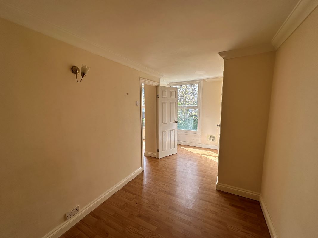 1 Bedroom First Floor Flat In Erdington Property Auctions Bond Wolfe