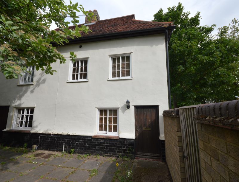 5 Dove Hse Cott, Sawston for sale at auction on 21 Jun 2017 02:00 PM