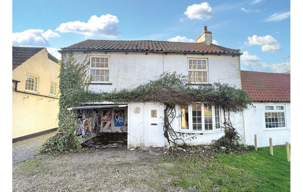 Rose Cottage, Aldbrough Road, Withernwick, Hull, North Humberside, HU11 4TF