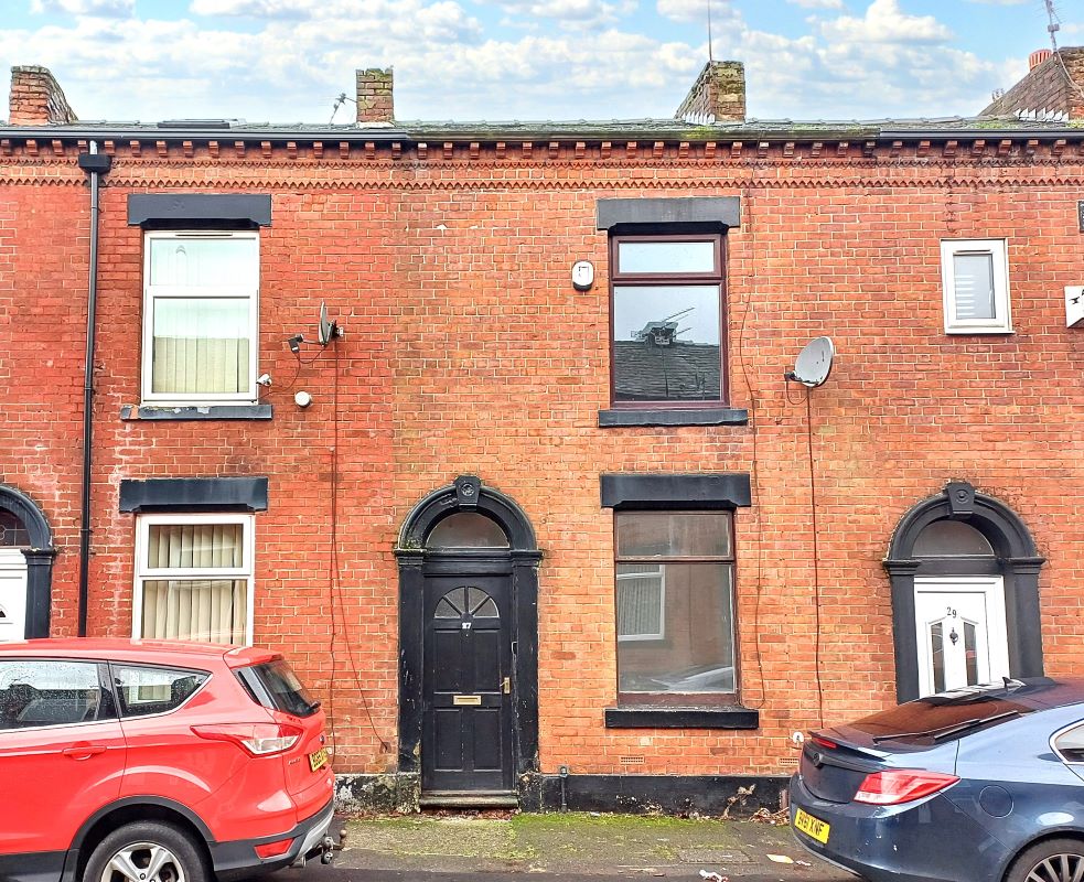Ryeburne Street, Oldham, OL4 2BP