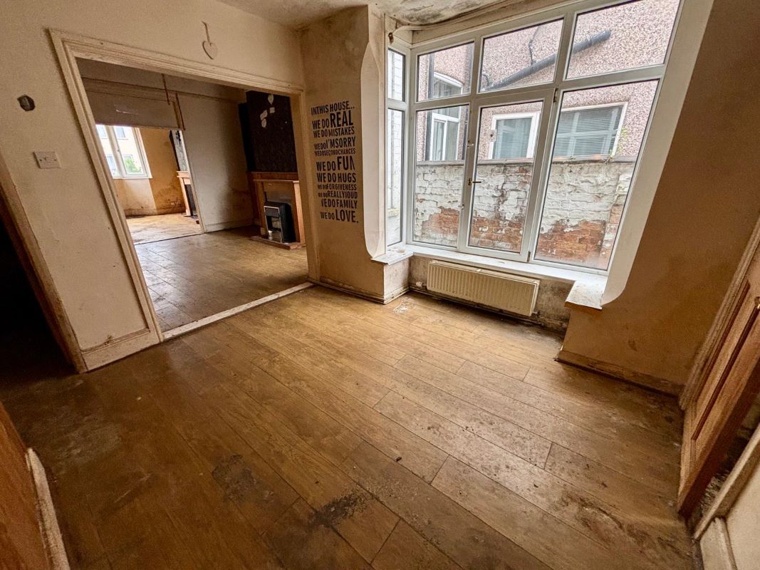 104 Park Street, Grimsby, South Humberside, DN32 7NT