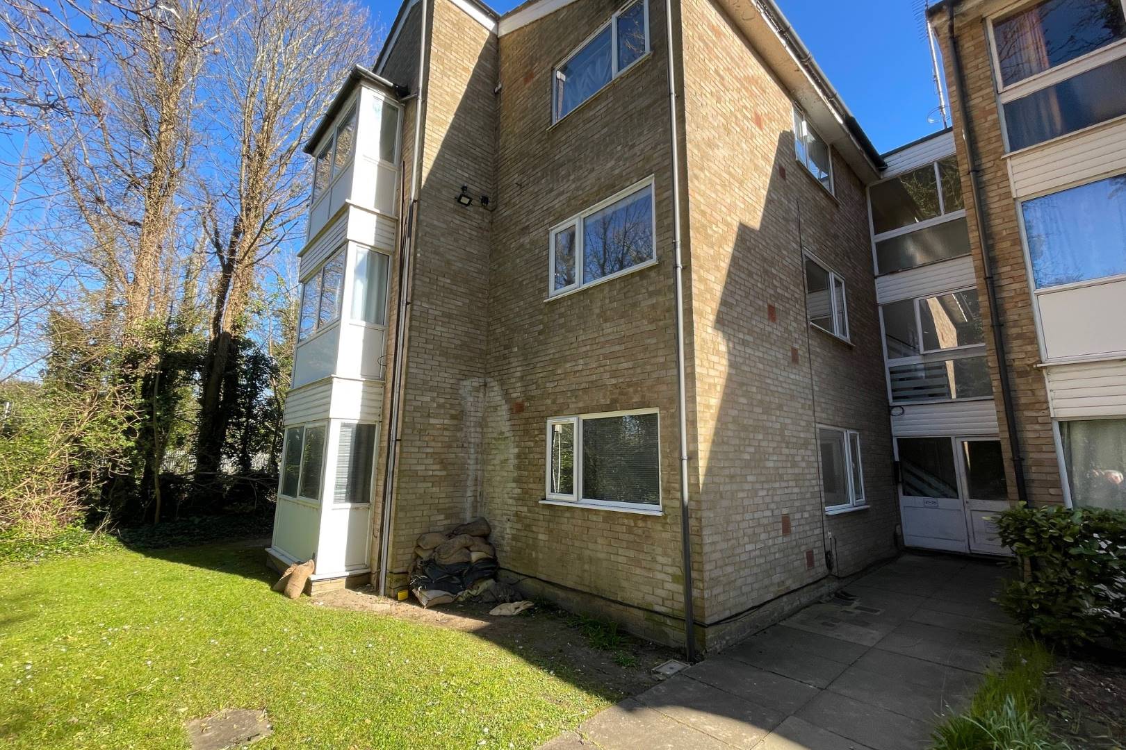 20 Brocket Court, Vincent Road, Luton, LU4 9BD
