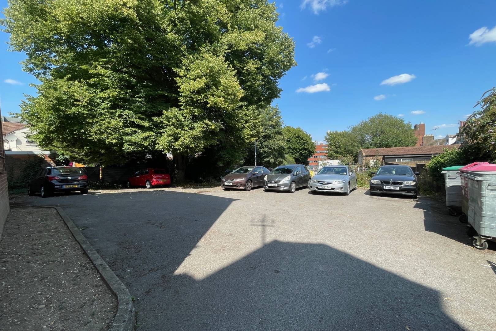 Flat 9, Faith House, 7 Napier Road, Luton, LU1 1RF