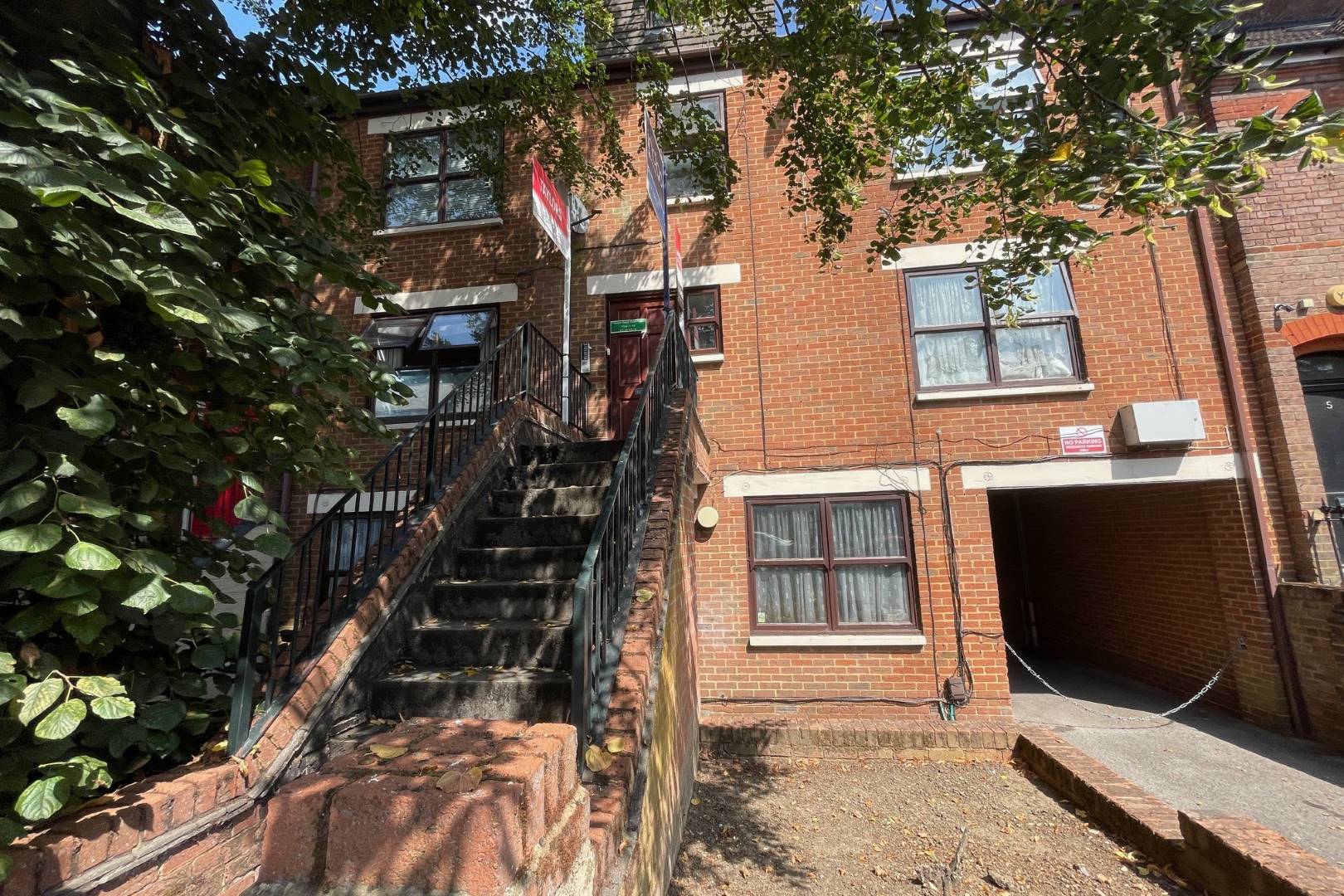 Flat 9, Faith House, 7 Napier Road, Luton, LU1 1RF